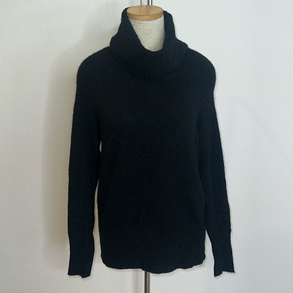 Babaton | Sweaters | Aritzia The Group Babaton Oversized Turtleneck ...